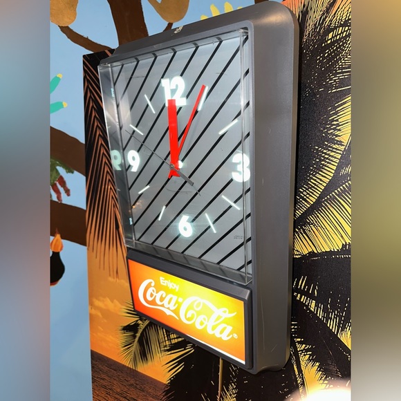 Coca Cola | Wall Decor | Coca Cola Light Up Clock Display | Poshmark